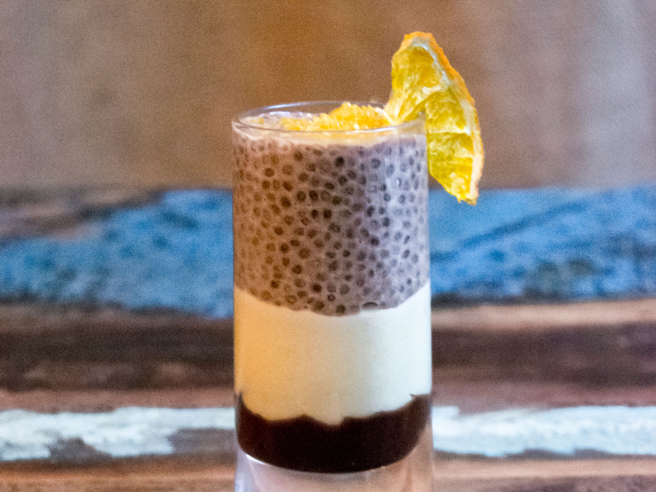 Blue Project Café: the Raw-Vegan Kitchen of an Art Foundation – Rutes ...
